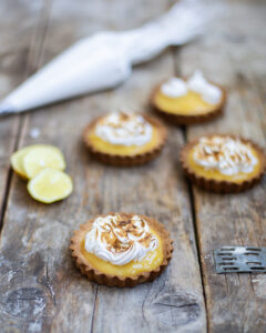 Lemon curd tartelettes met merengue